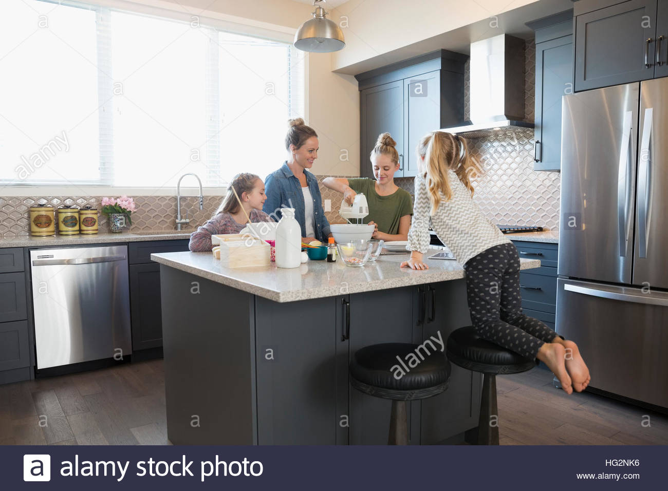 Kitchen hand mixer hi-res stock photography and images - Alamy