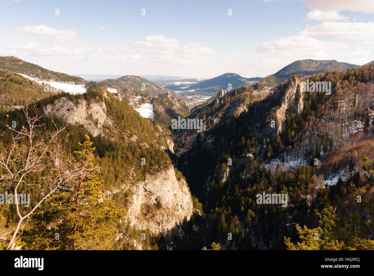 Breitenstein: View from the Weinzettlwand into the Adlitzgraben, Wiener ...