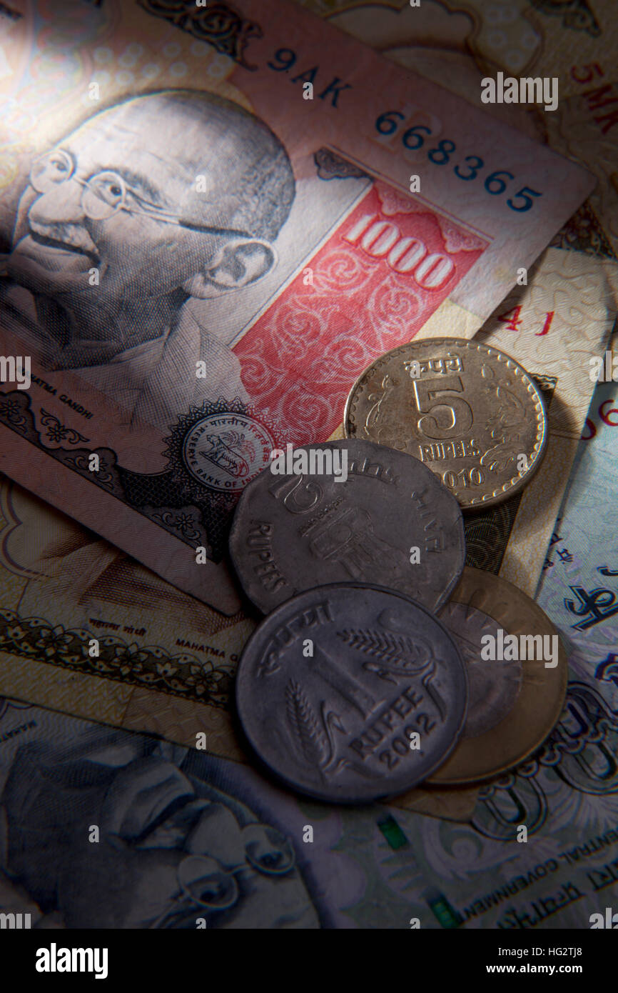 Indian currency notes coins hi-res stock photography and images - Alamy