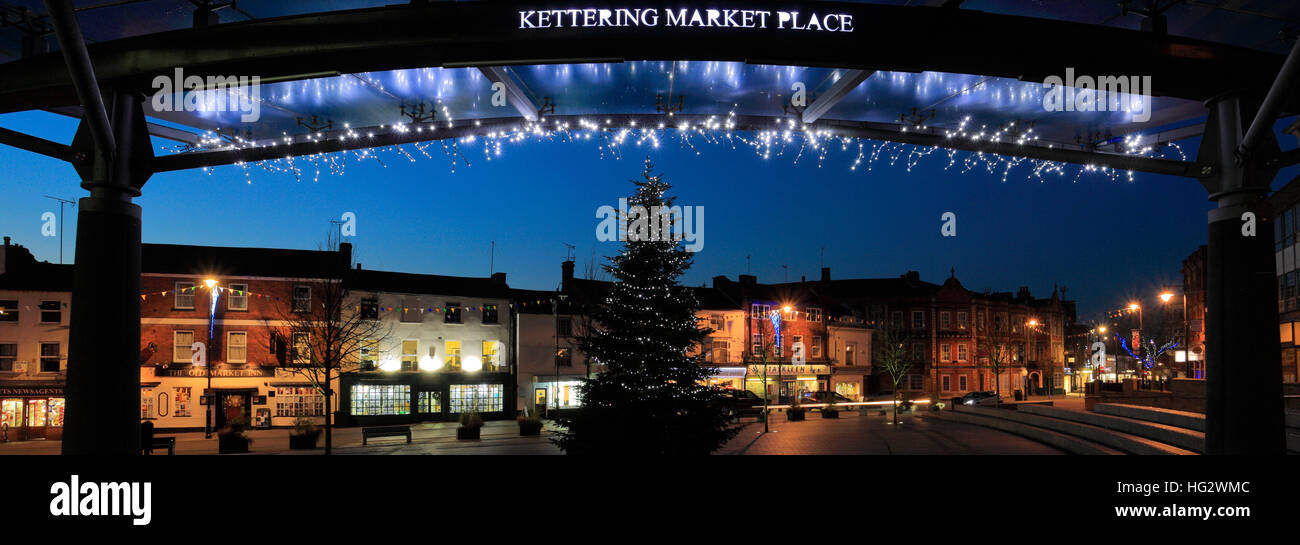 Market stalls and corn exchange building hi-res stock photography and ...