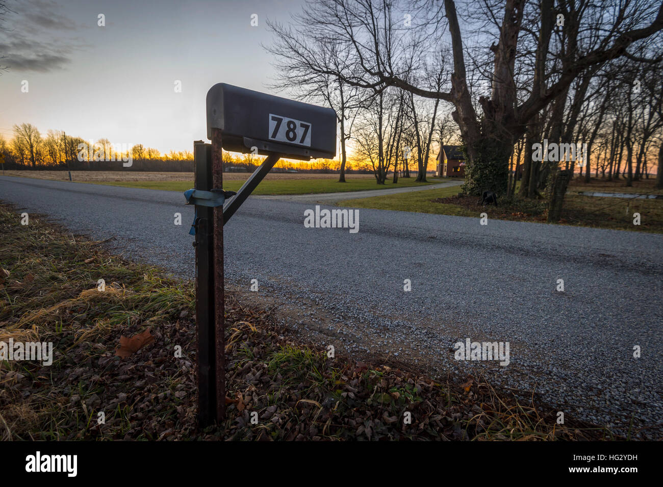 Country mail box hi-res stock photography and images - Alamy