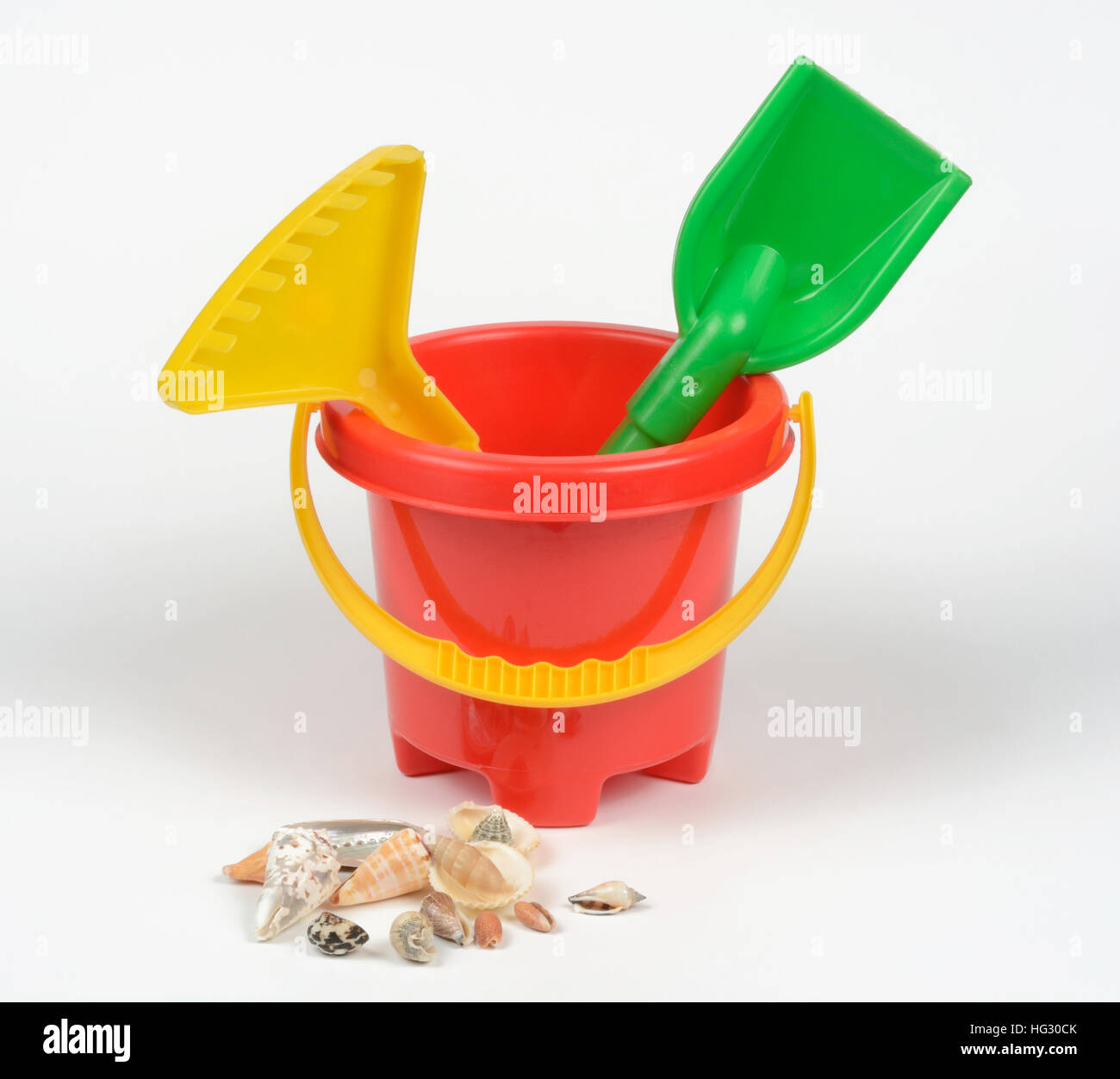 Beach rake hi-res stock photography and images - Alamy