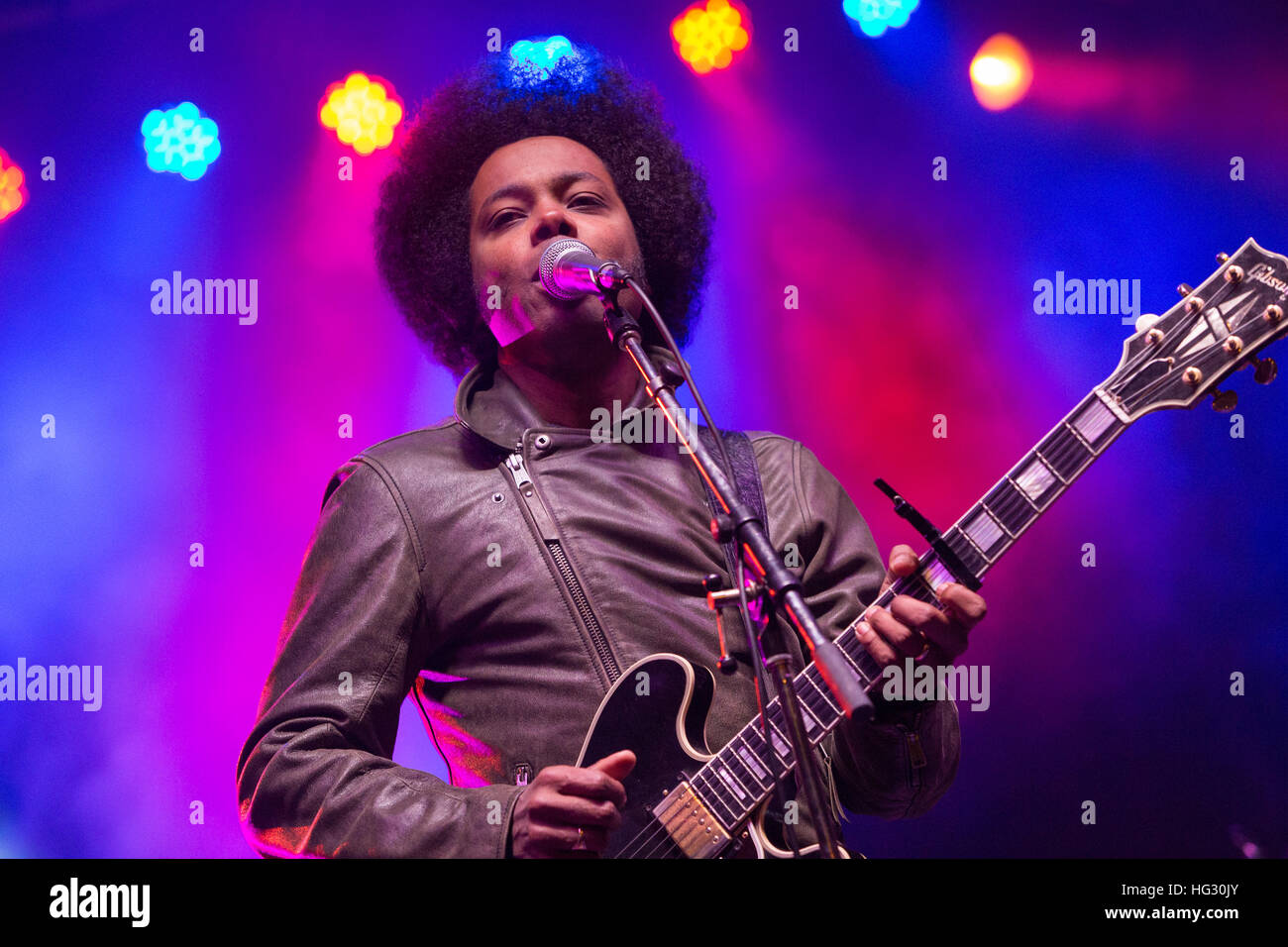 Alex Cuba playing guitar at Canada's 150 Year birthday -Victoria ...