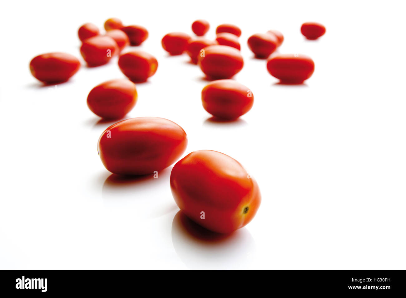 Grape tomatos hi-res stock photography and images - Alamy