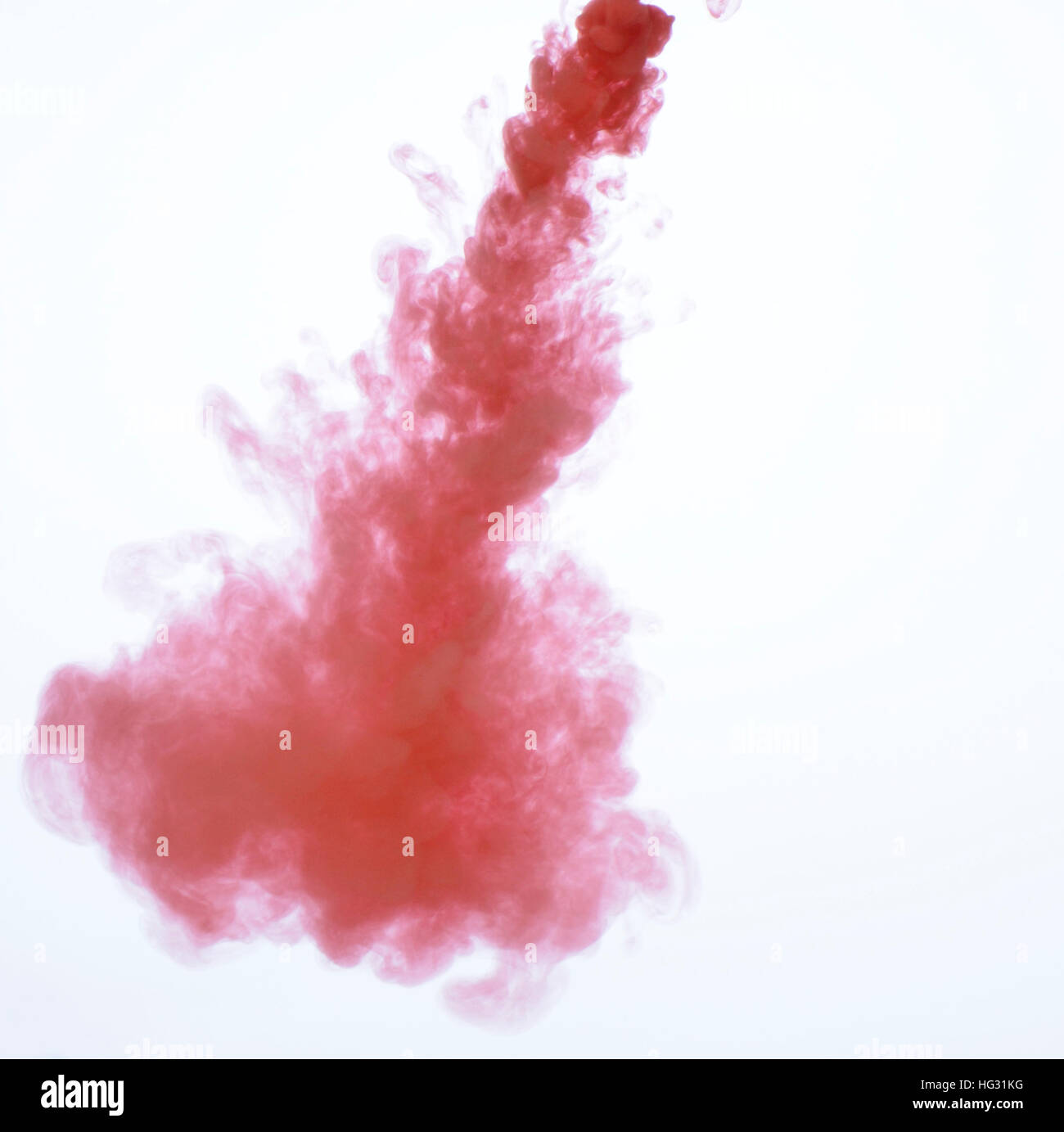 Red ink water dissolve hi-res stock photography and images - Alamy