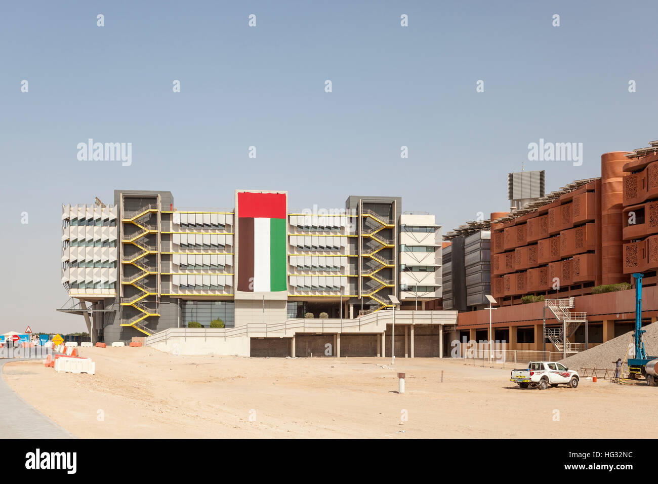 Masdar Institute of Science and Technology in Abu Dhabi Stock Photo - Alamy