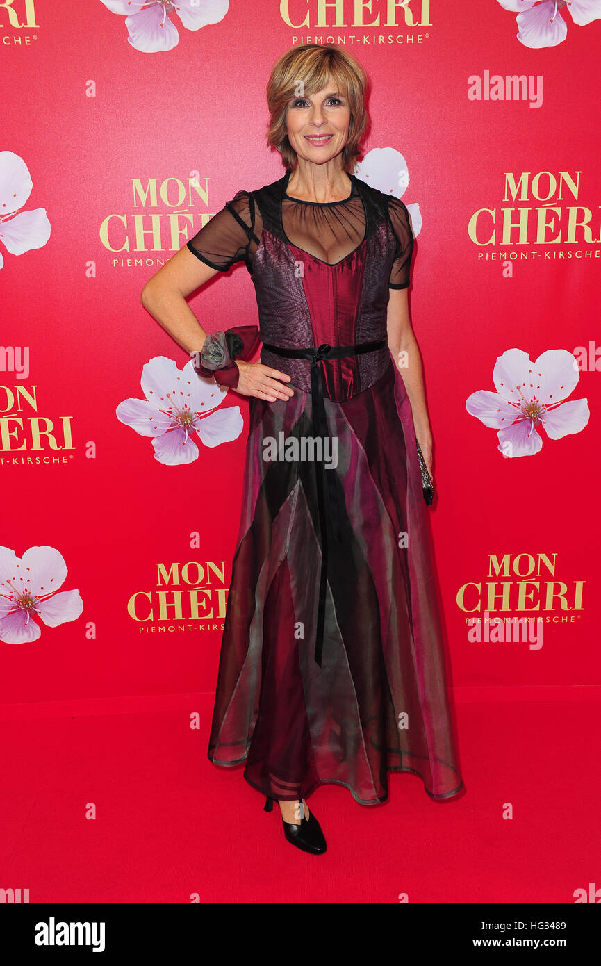 Maria bachmann hi-res stock photography and images - Alamy