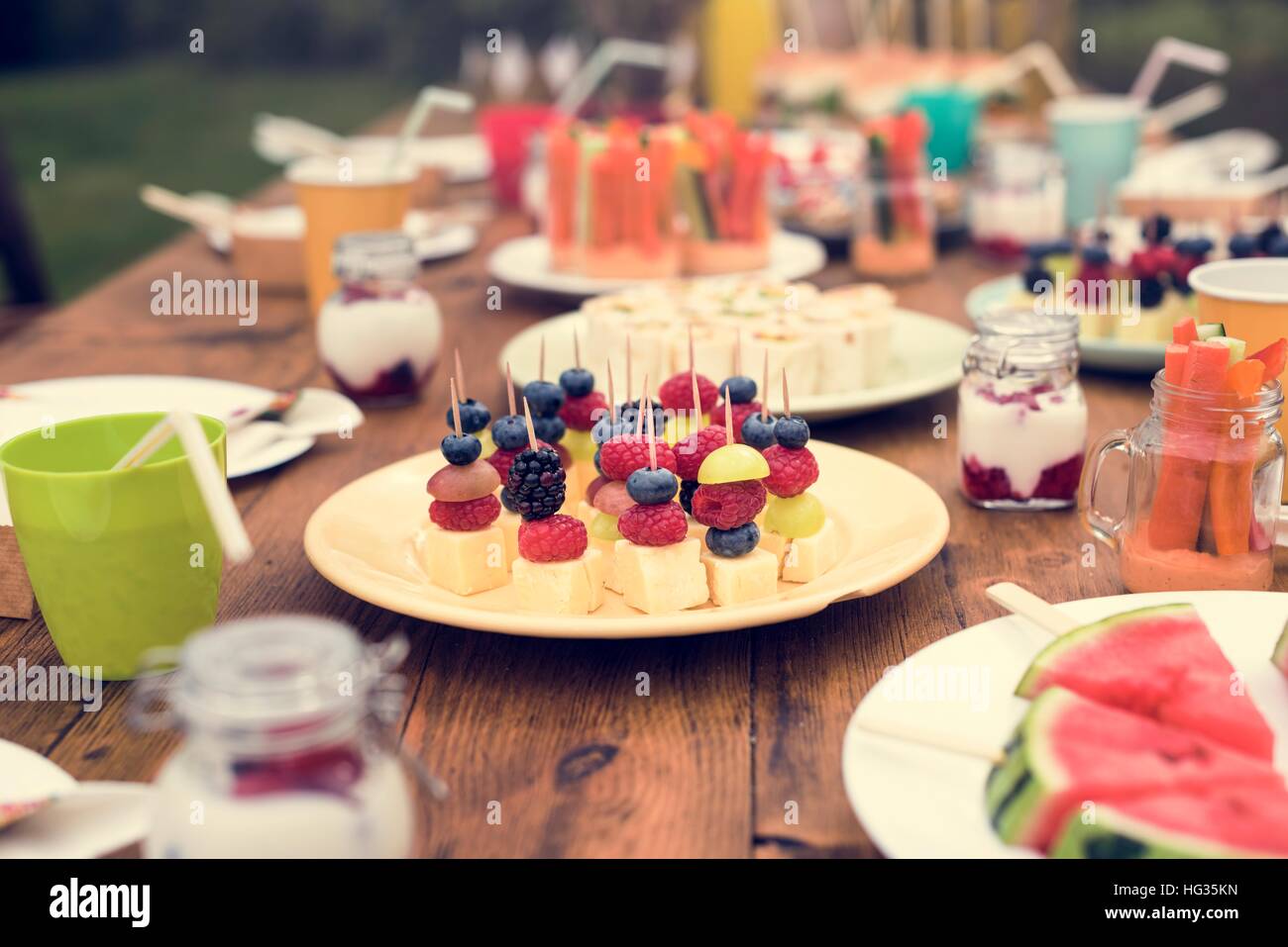 Preparation Table Setting Party Concept Stock Photo - Alamy