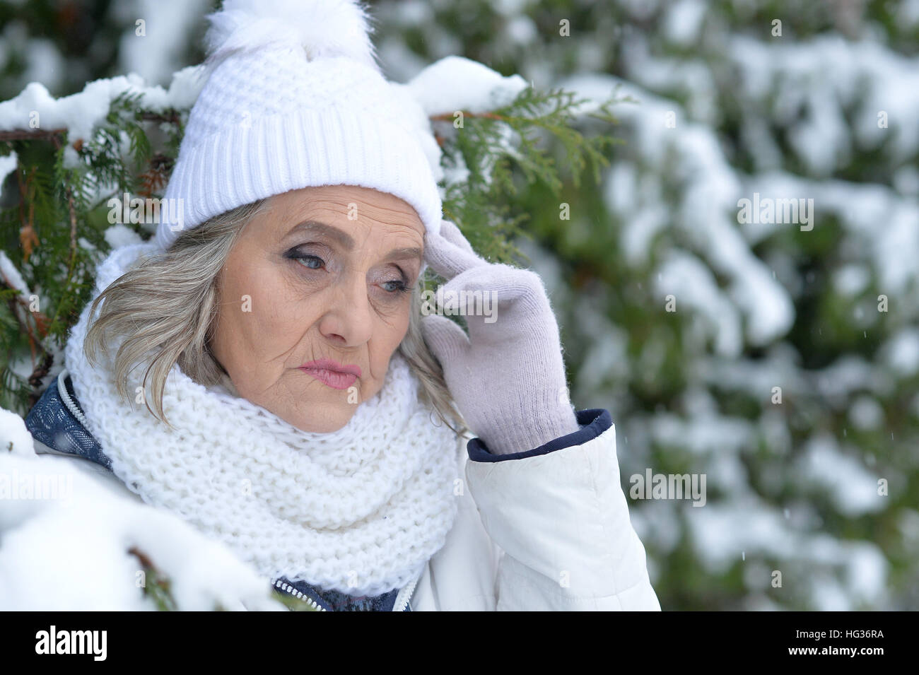 mature woman in winter clothes Stock Photo - Alamy