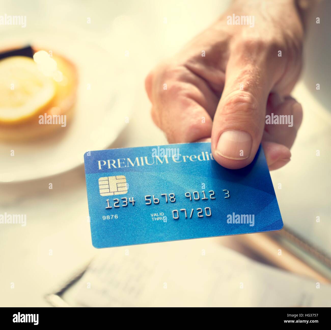Credit and debit card hi-res stock photography and images - Alamy