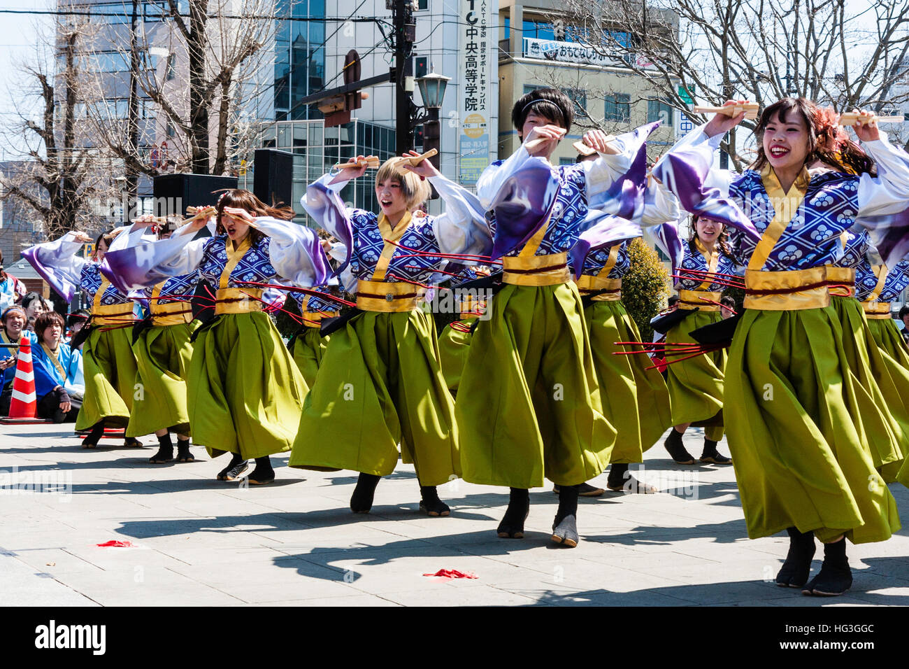Team of dancers hi-res stock photography and images - Alamy