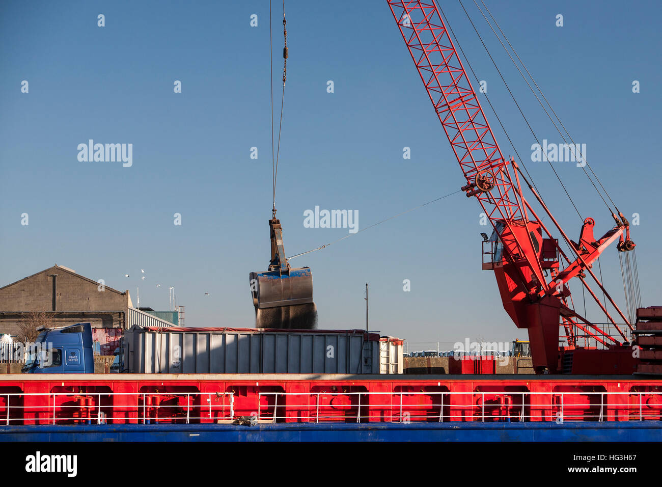 The Esprit cargo vessel off-loading aggregate at the Port of Great ...
