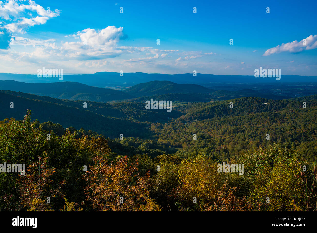 An overlook at Shenandoah National Park, Virginia Stock Photo - Alamy