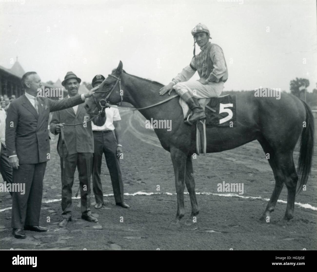 Thoroughbred horse owner hi-res stock photography and images - Alamy