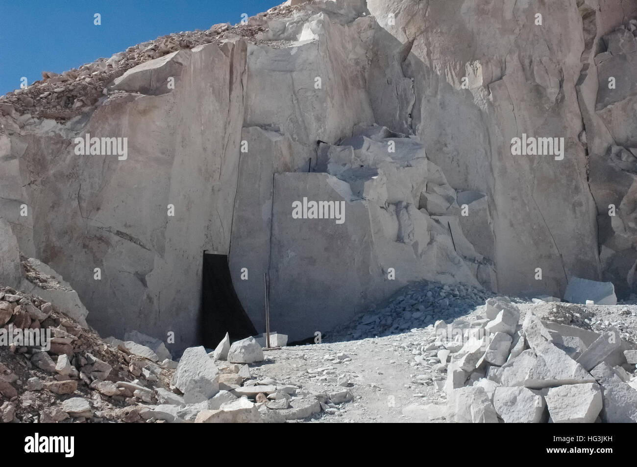 Gypsum extraction hi-res stock photography and images - Alamy