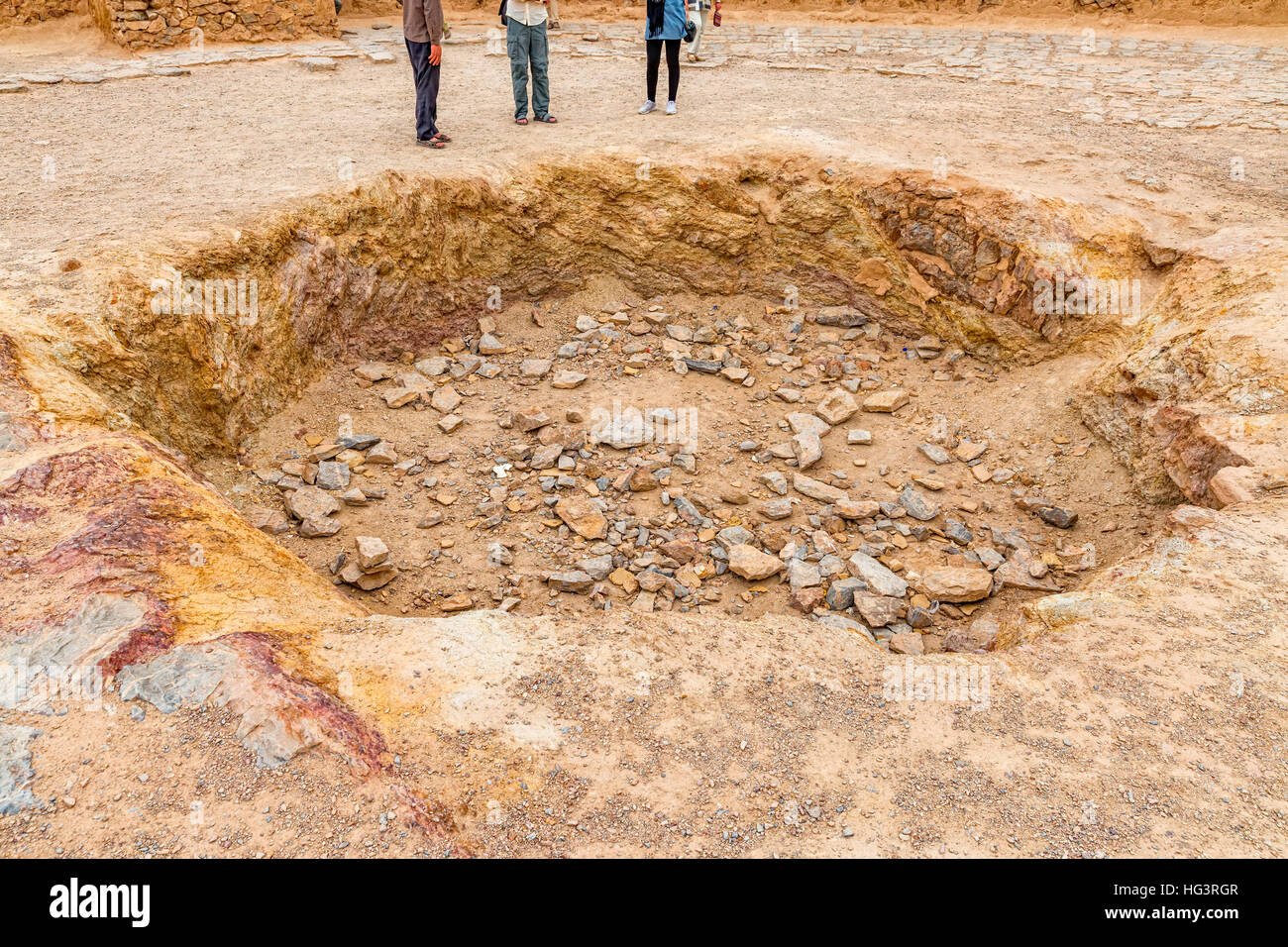 Tower of Silence central pit Stock Photo - Alamy