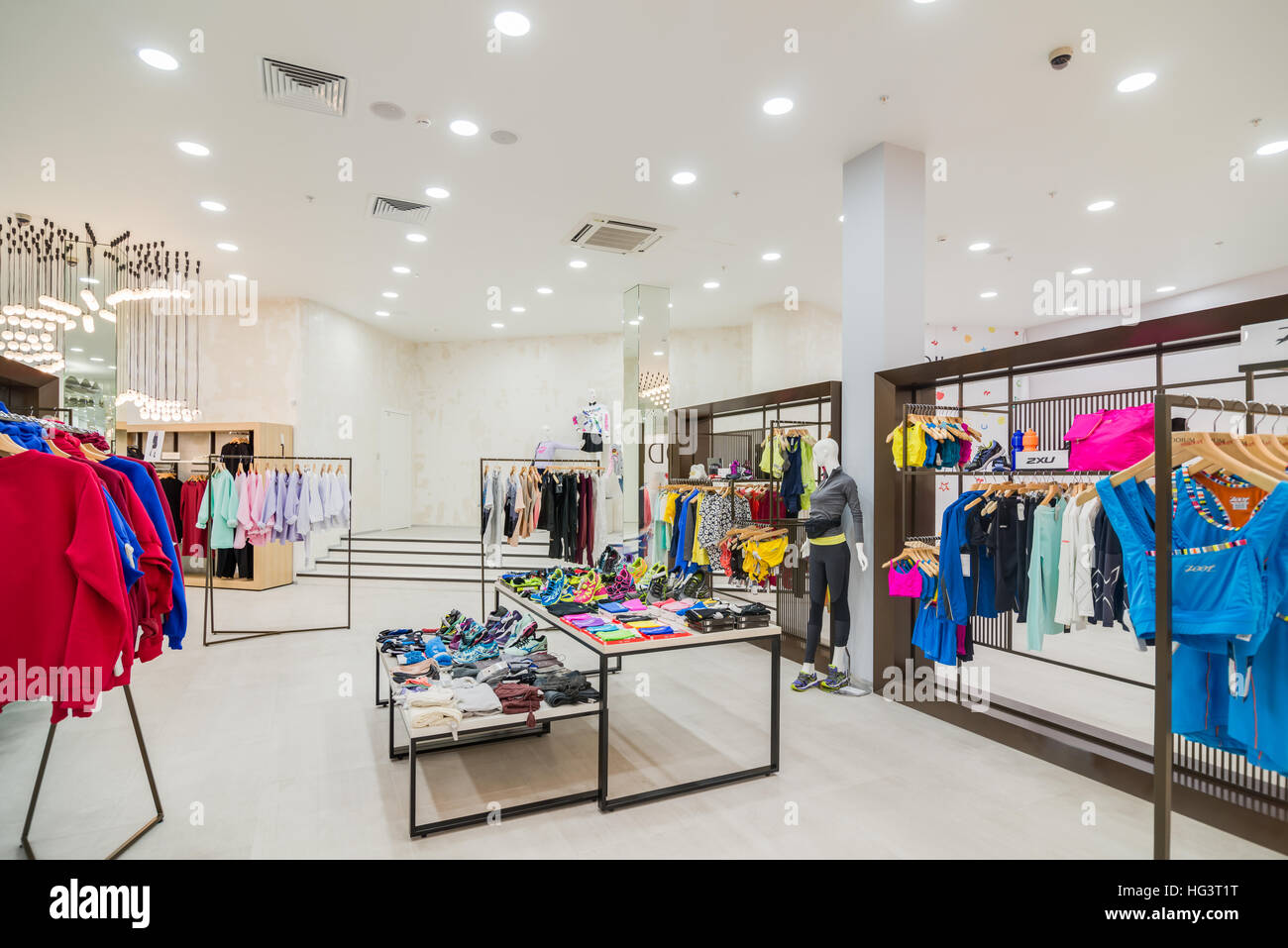 Modern store in shopping mall Stock Photo - Alamy