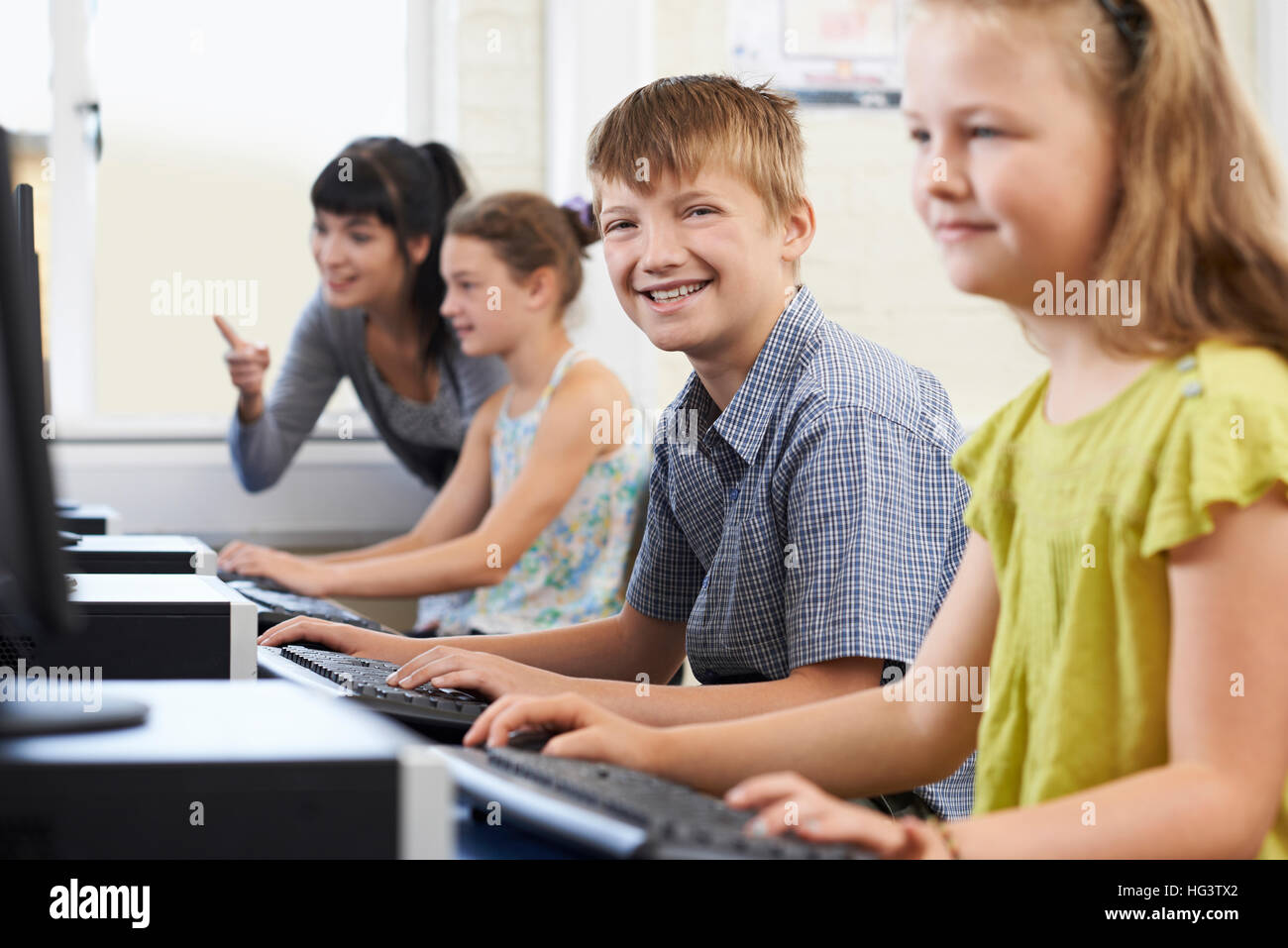 Male teacher student computer hi-res stock photography and images - Alamy