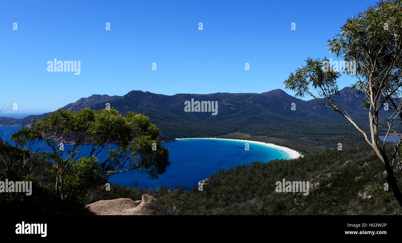 Beautiful landscapes in Freycinet national park in Tasmania, Australia ...