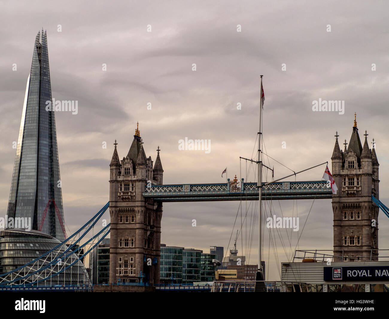 London bridge tower bridge hi-res stock photography and images - Alamy