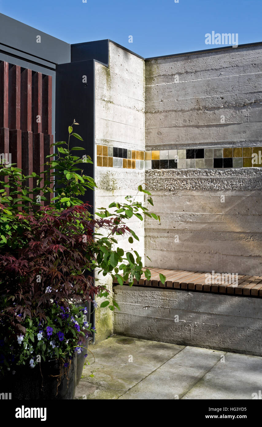 Completed house hi-res stock photography and images - Alamy