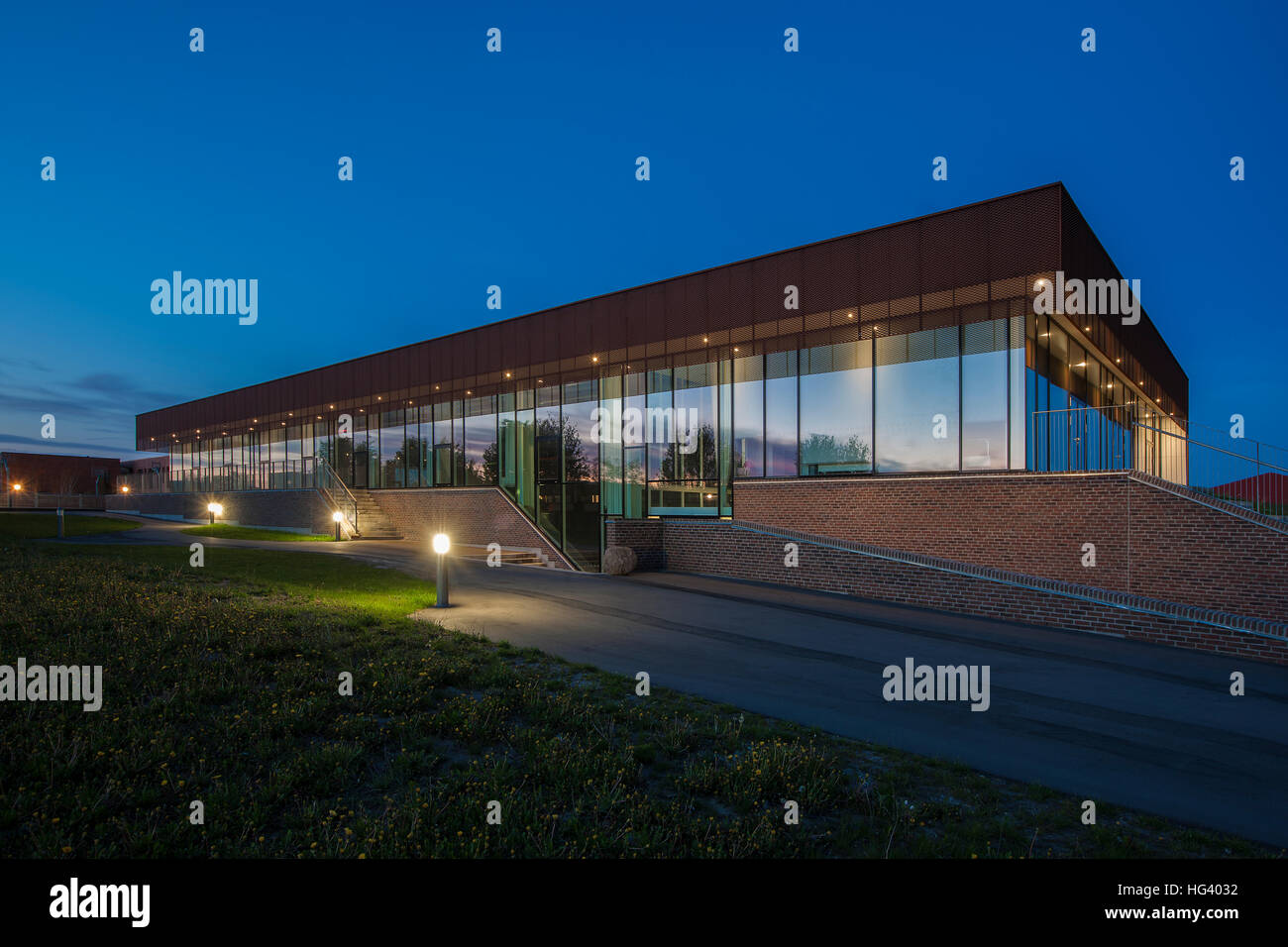 The new sports hall for Campus Ringsted, south of Copenhagen utilizes ...