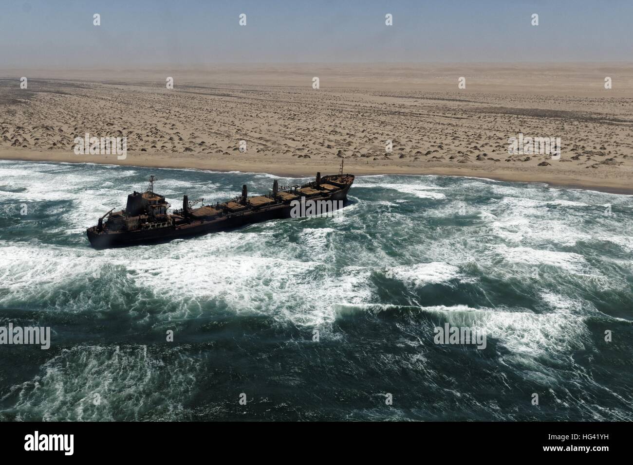 Shipwreck at the Skeleton Coast Stock Photo - Alamy
