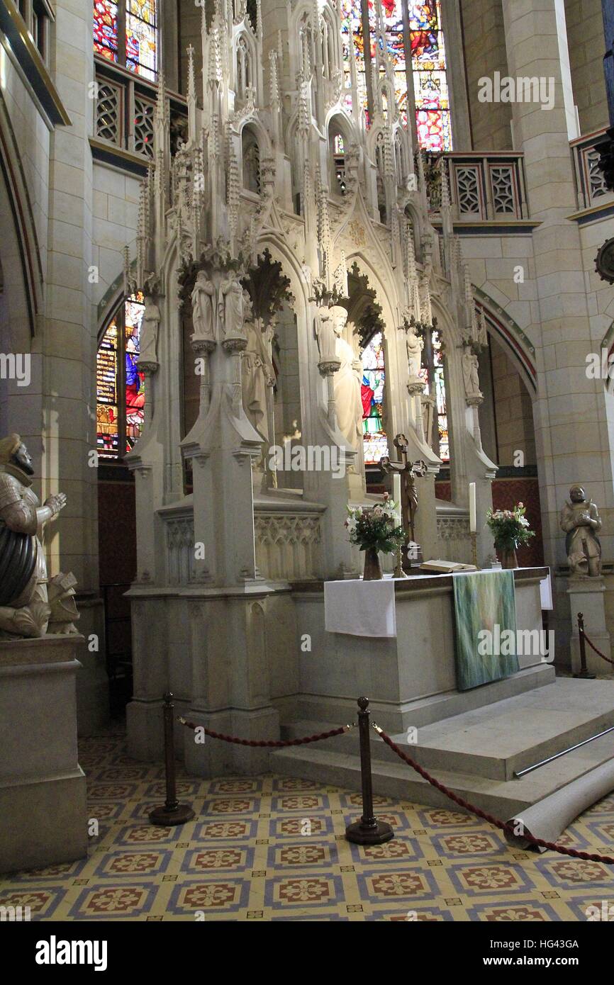 Altar area of the Castle Church in Wittenberg. On the main door of the ...
