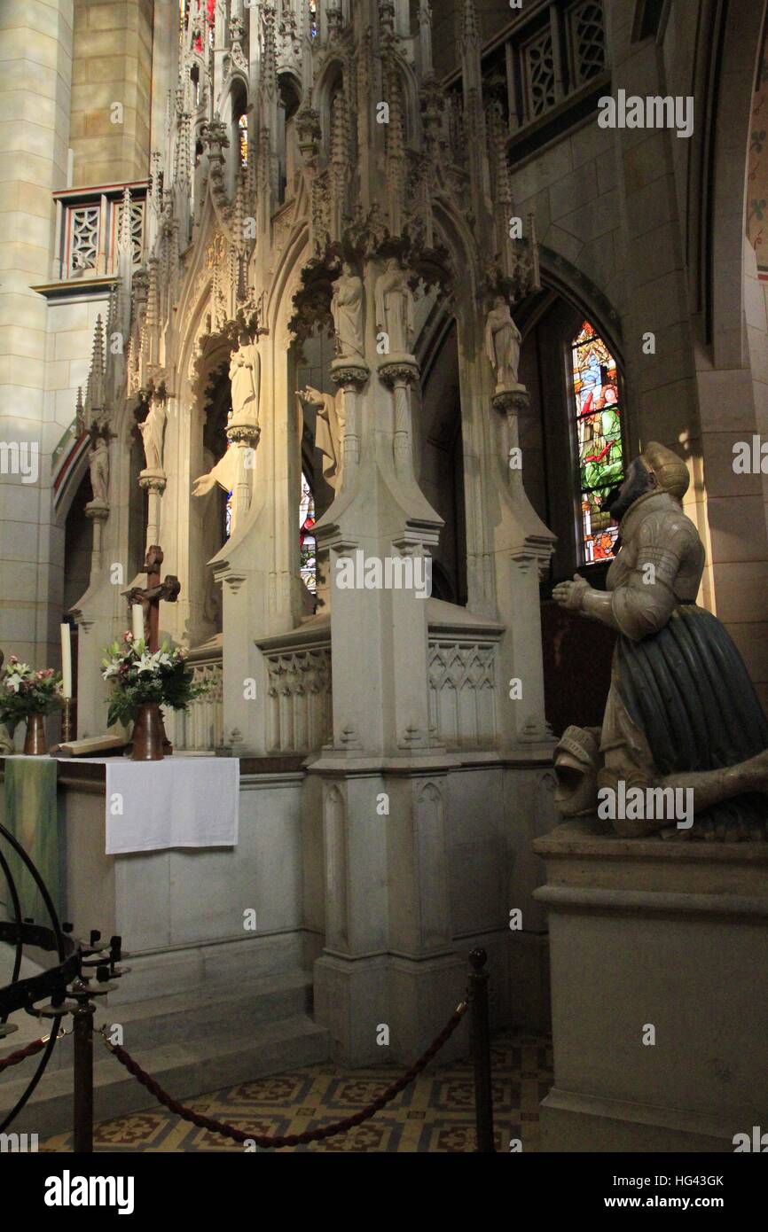 Altar area of the Castle Church in Wittenberg. On the main door of the ...