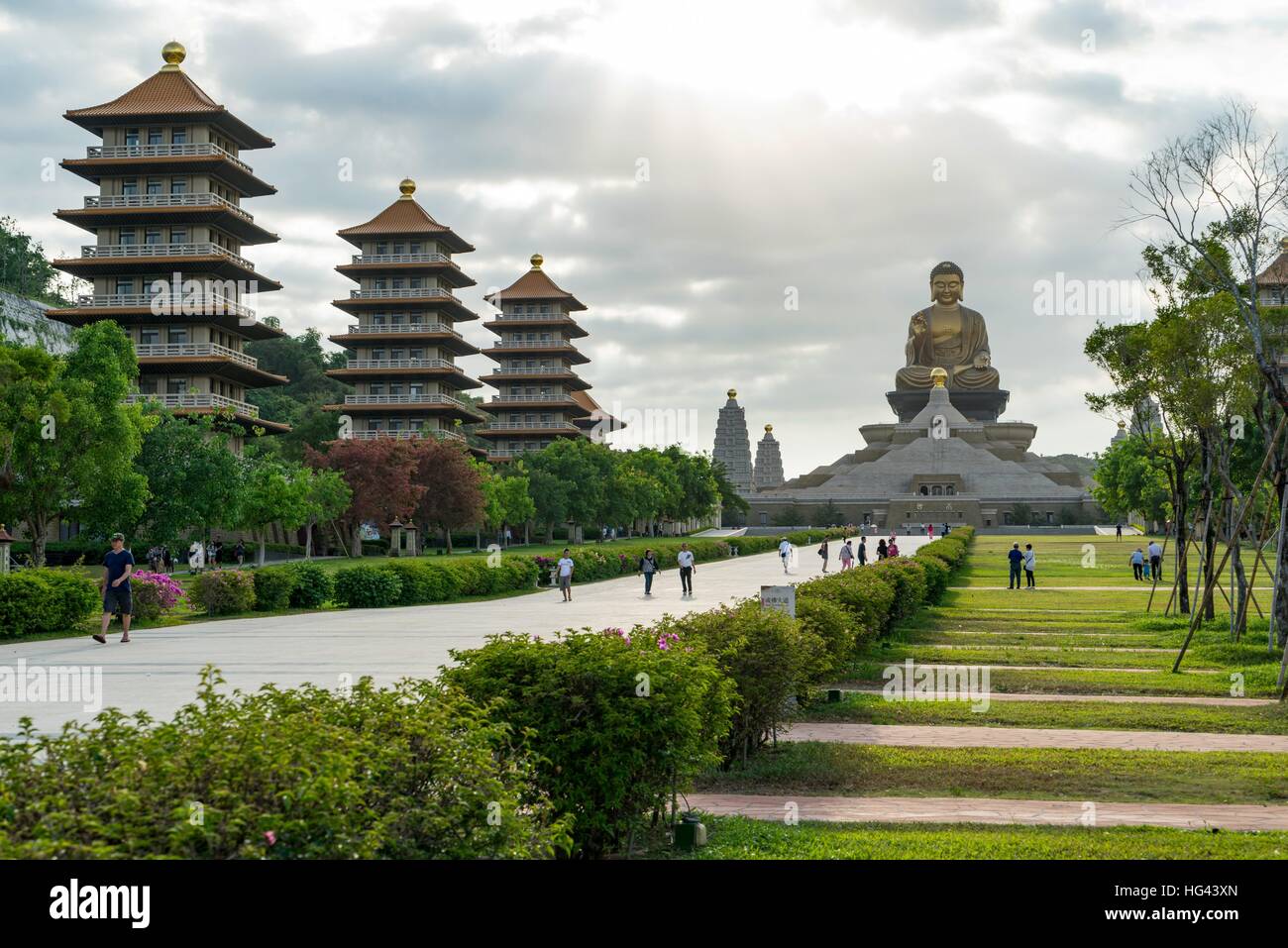 Taiwan: Taiwan's largest buddist monastery Fo-Guang-Shan, located in ...