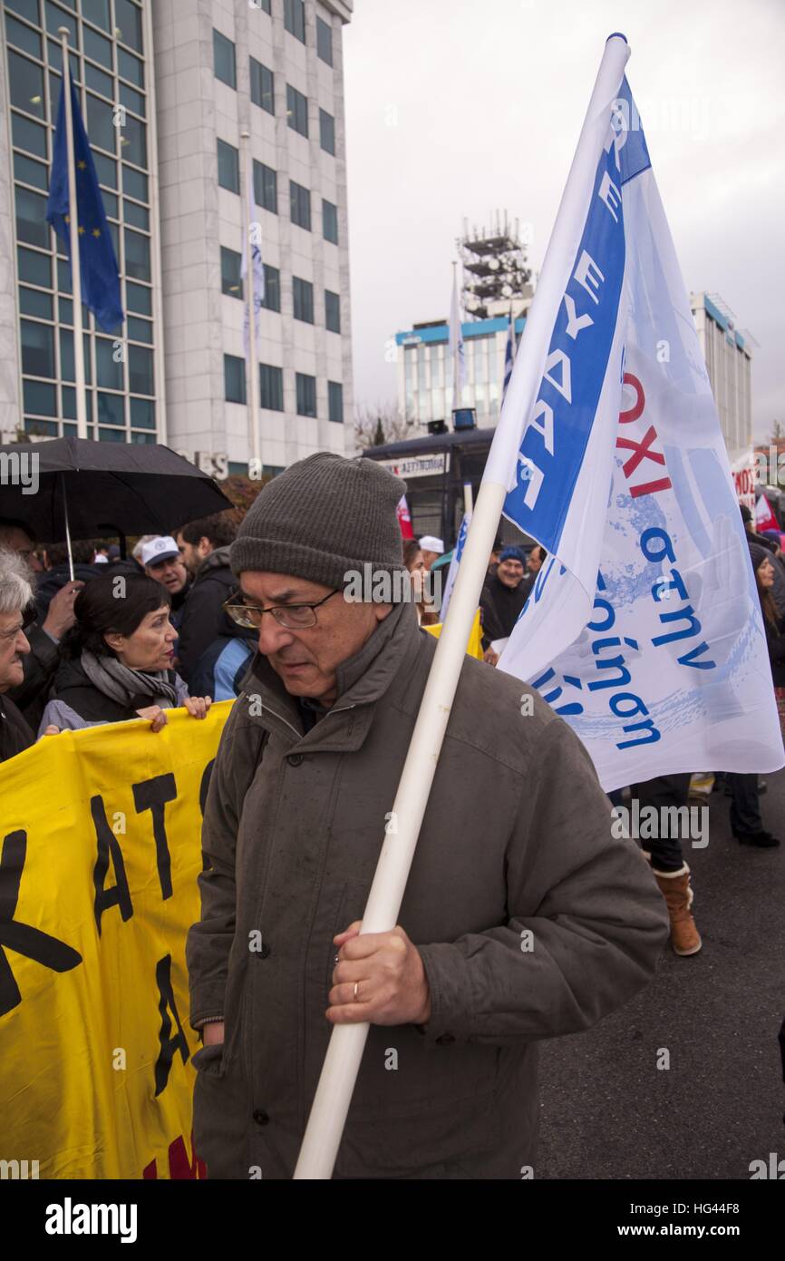 Employees of Greek Water Supply Company (EYDAP) protest in front of ...