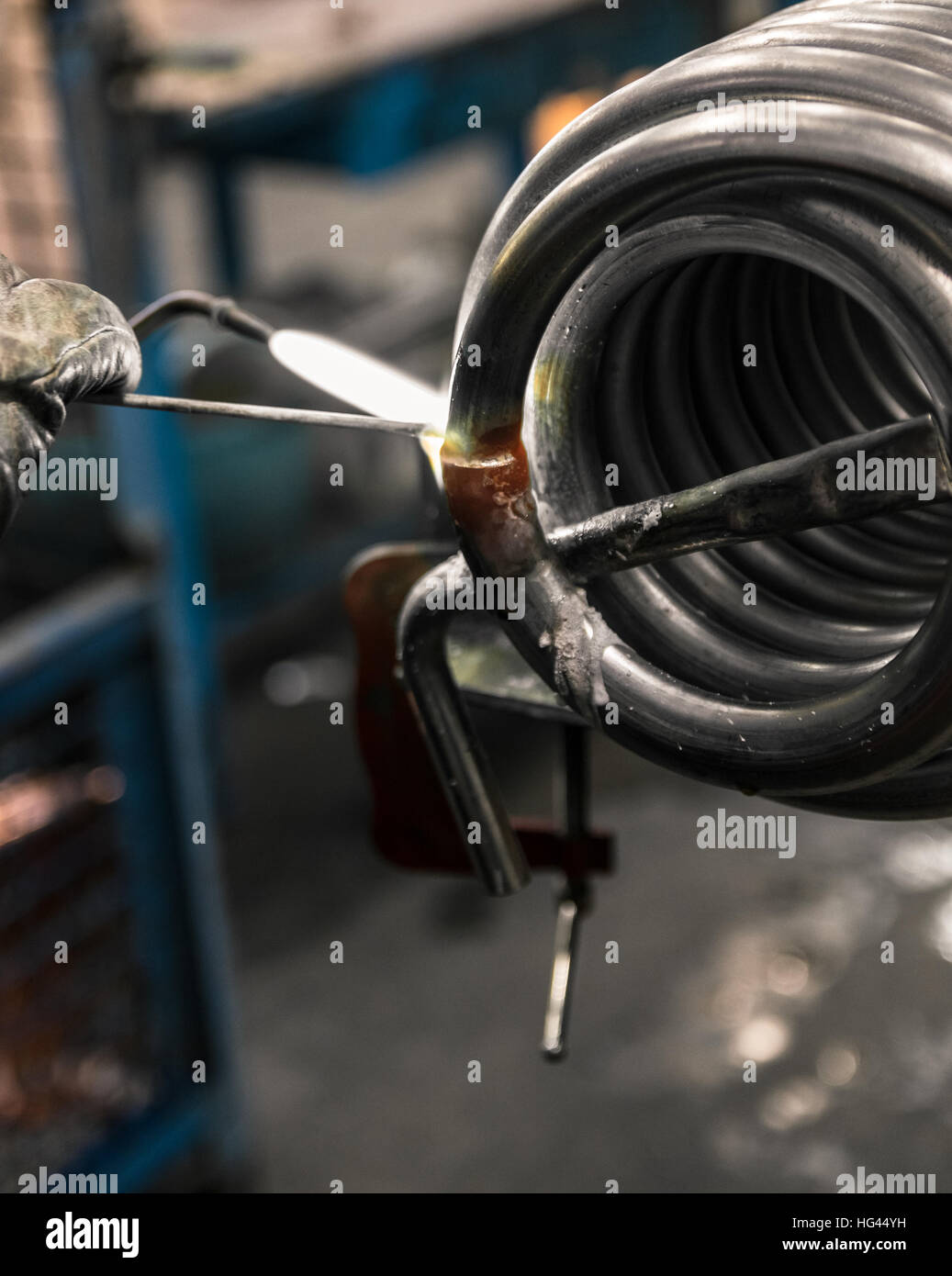 Metalworking process hi-res stock photography and images - Alamy