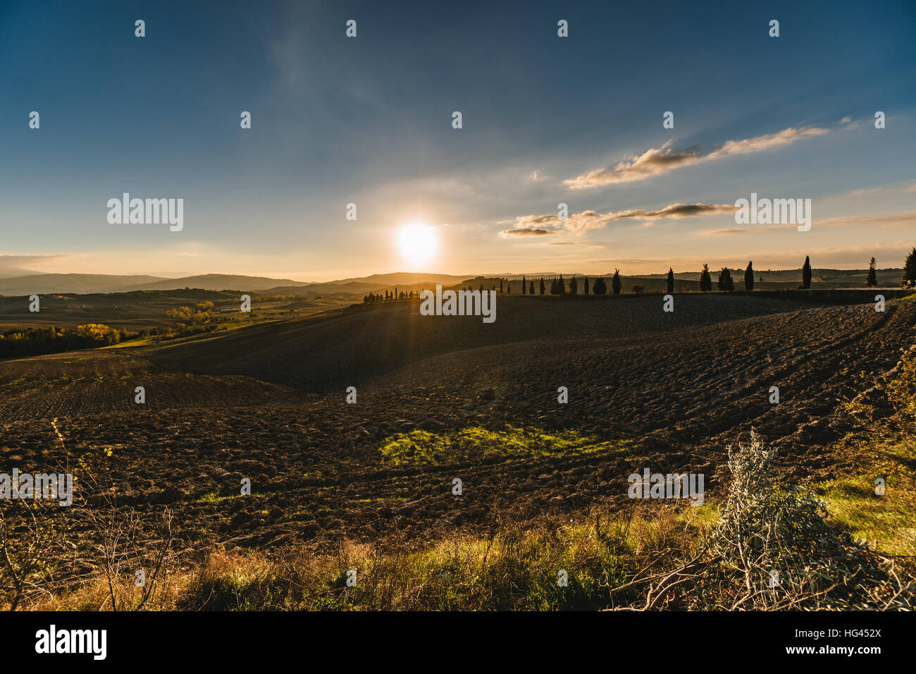 Sunset hilly landscape hi-res stock photography and images - Alamy