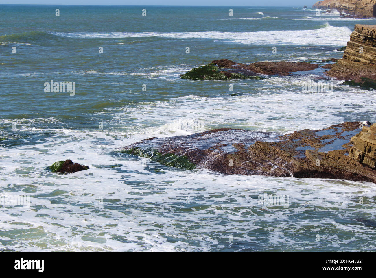Ocean outcropping hi-res stock photography and images - Alamy