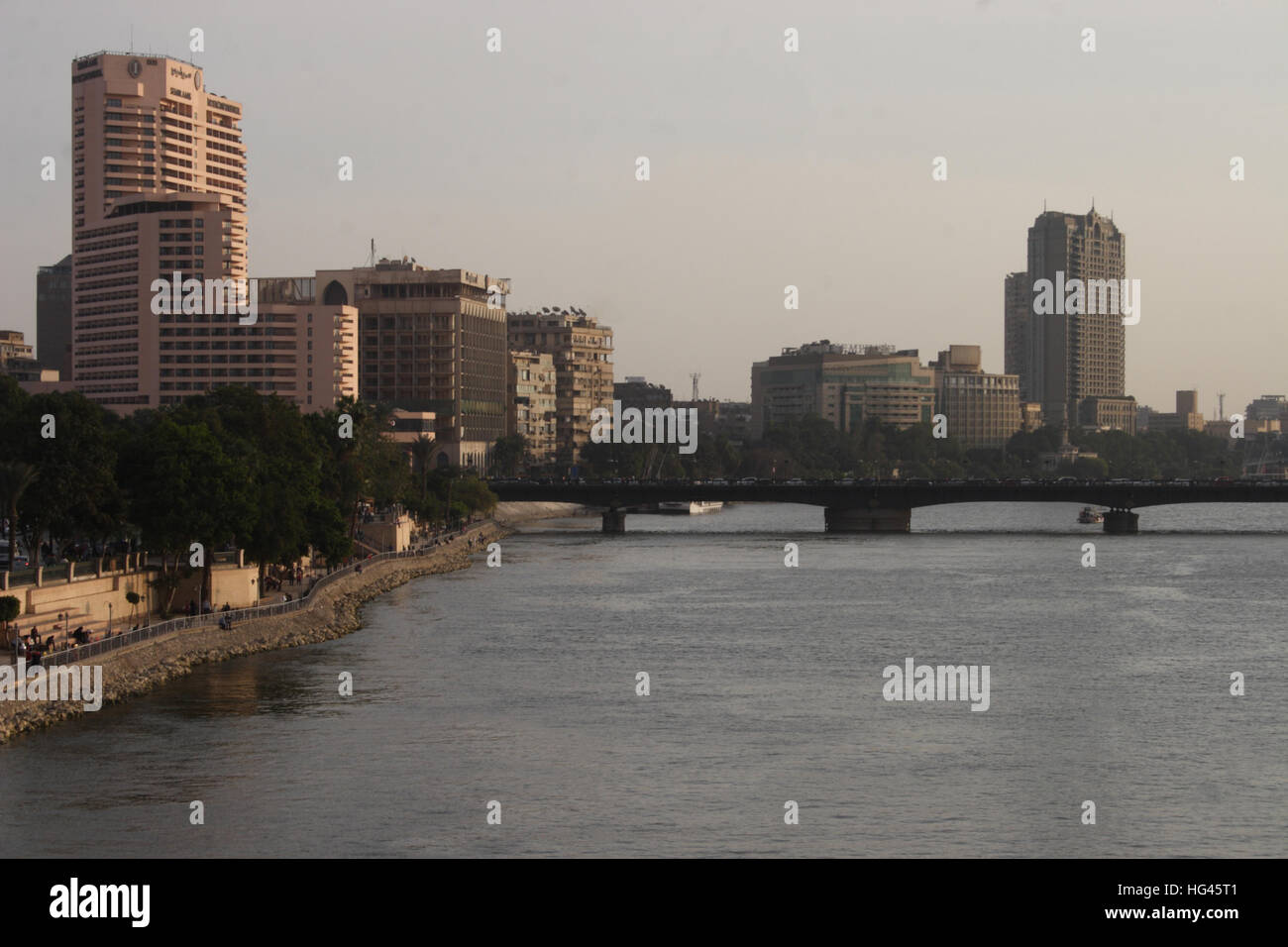 Nile bridges hi-res stock photography and images - Alamy