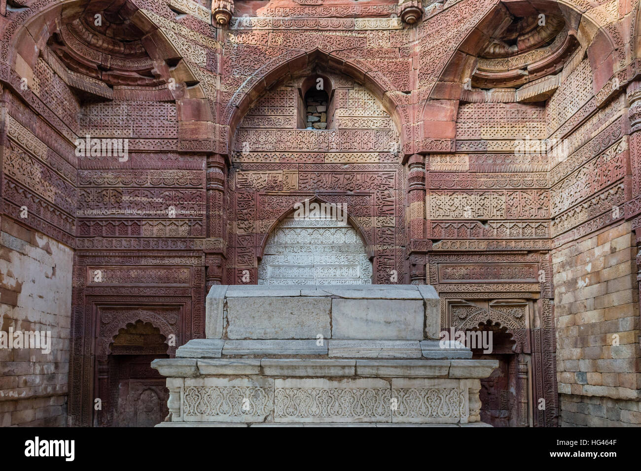 Tomb of Iltutmish inside Qutb complex in Mehrauli Stock Photo - Alamy