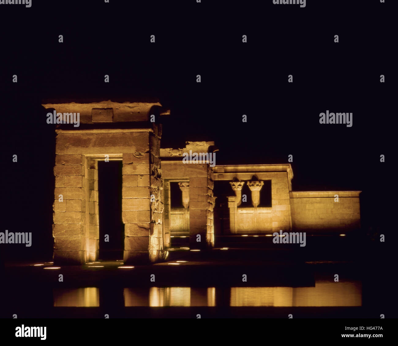 Templo de Debod, temple of Debod Stock Photo - Alamy