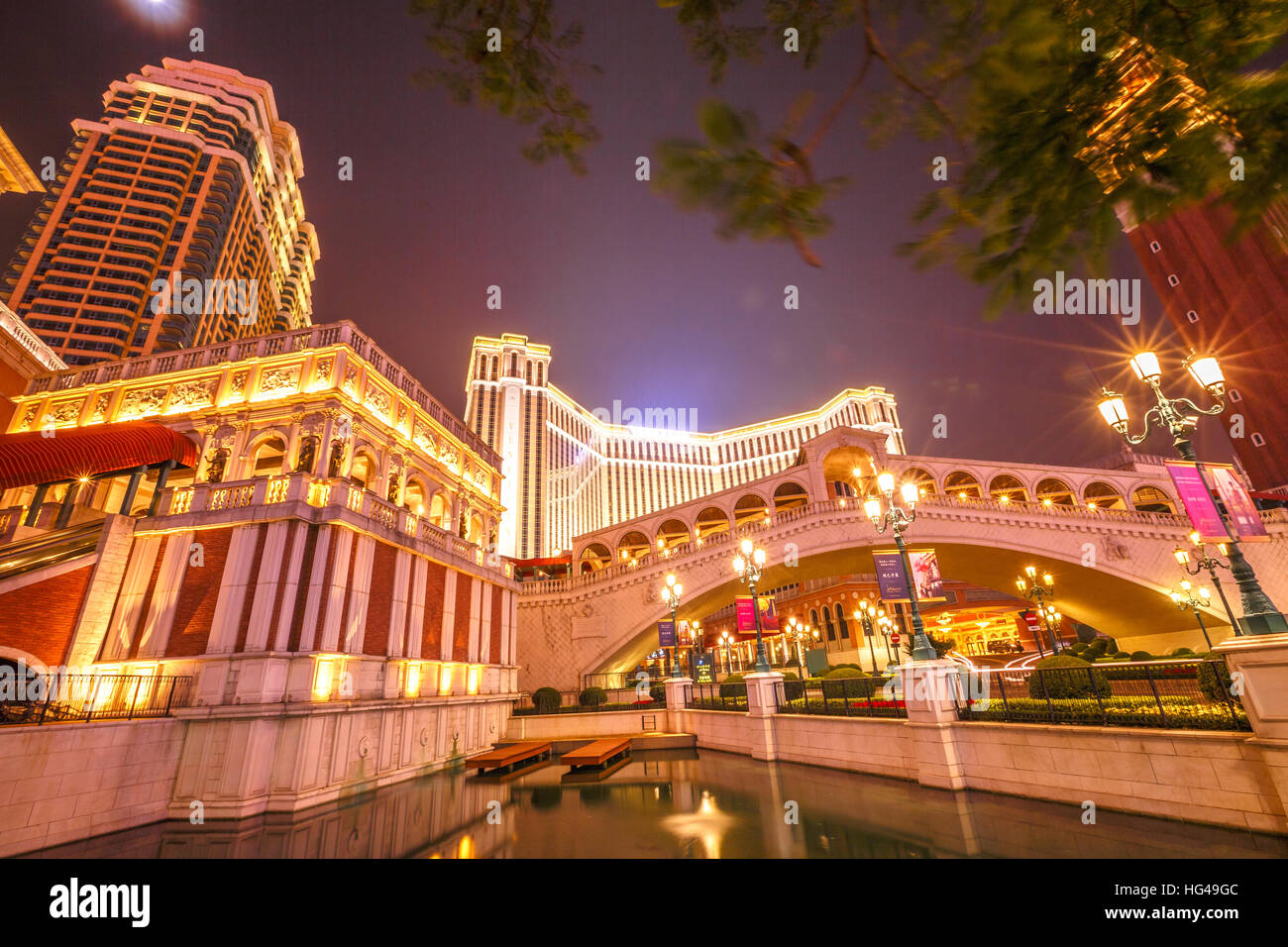 Cotai shopping centre Stock Photo - Alamy