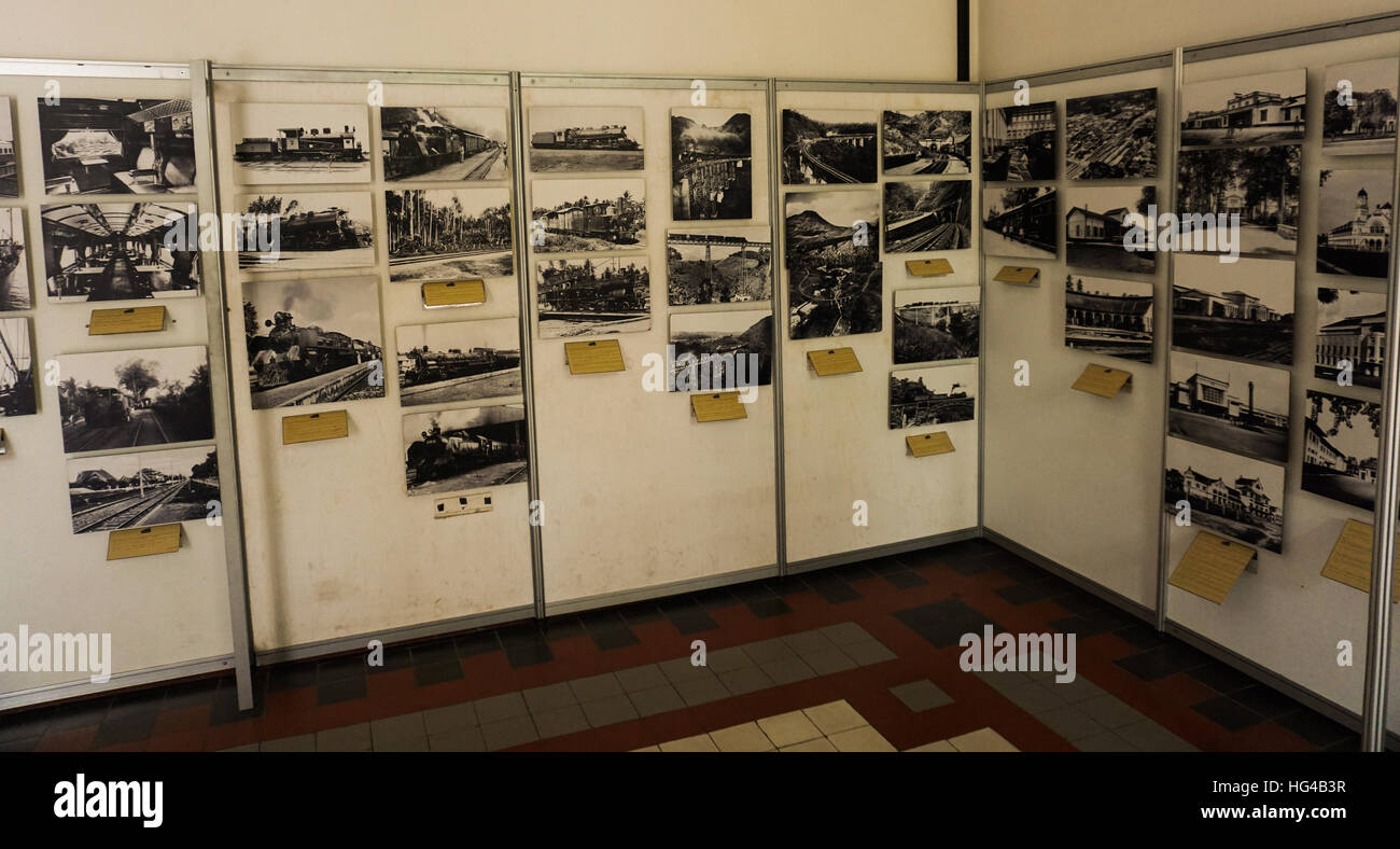 Black white photos displayed hi-res stock photography and images - Alamy