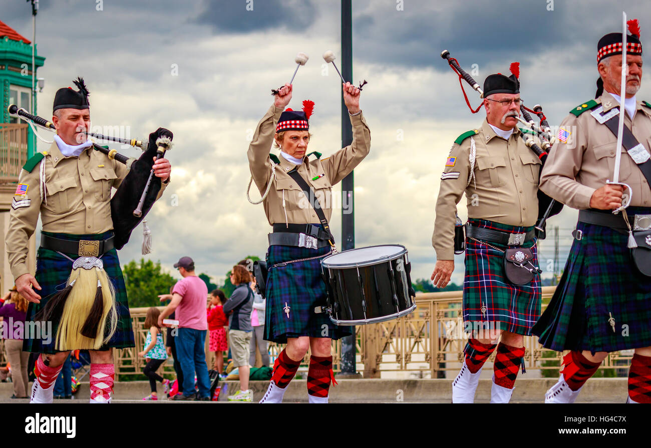 Northwest scots honor guard hi-res stock photography and images - Alamy