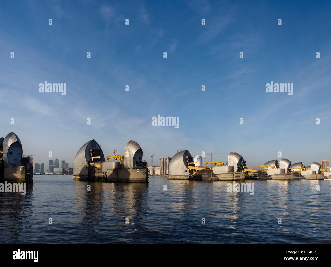 Thames barrier hi-res stock photography and images - Alamy