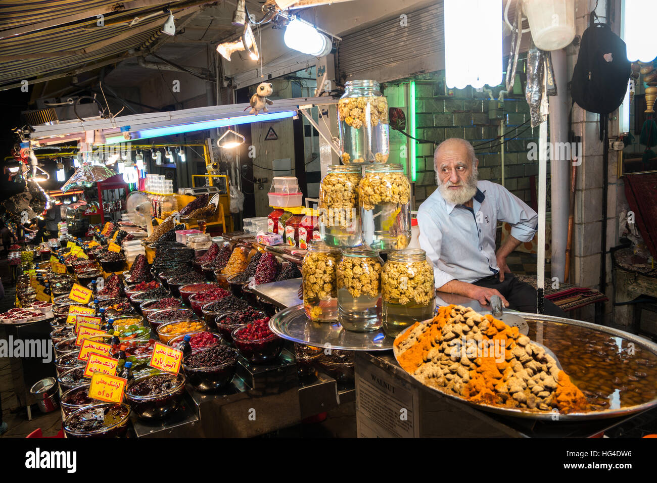 Stereotypically middle eastern hi-res stock photography and images - Alamy