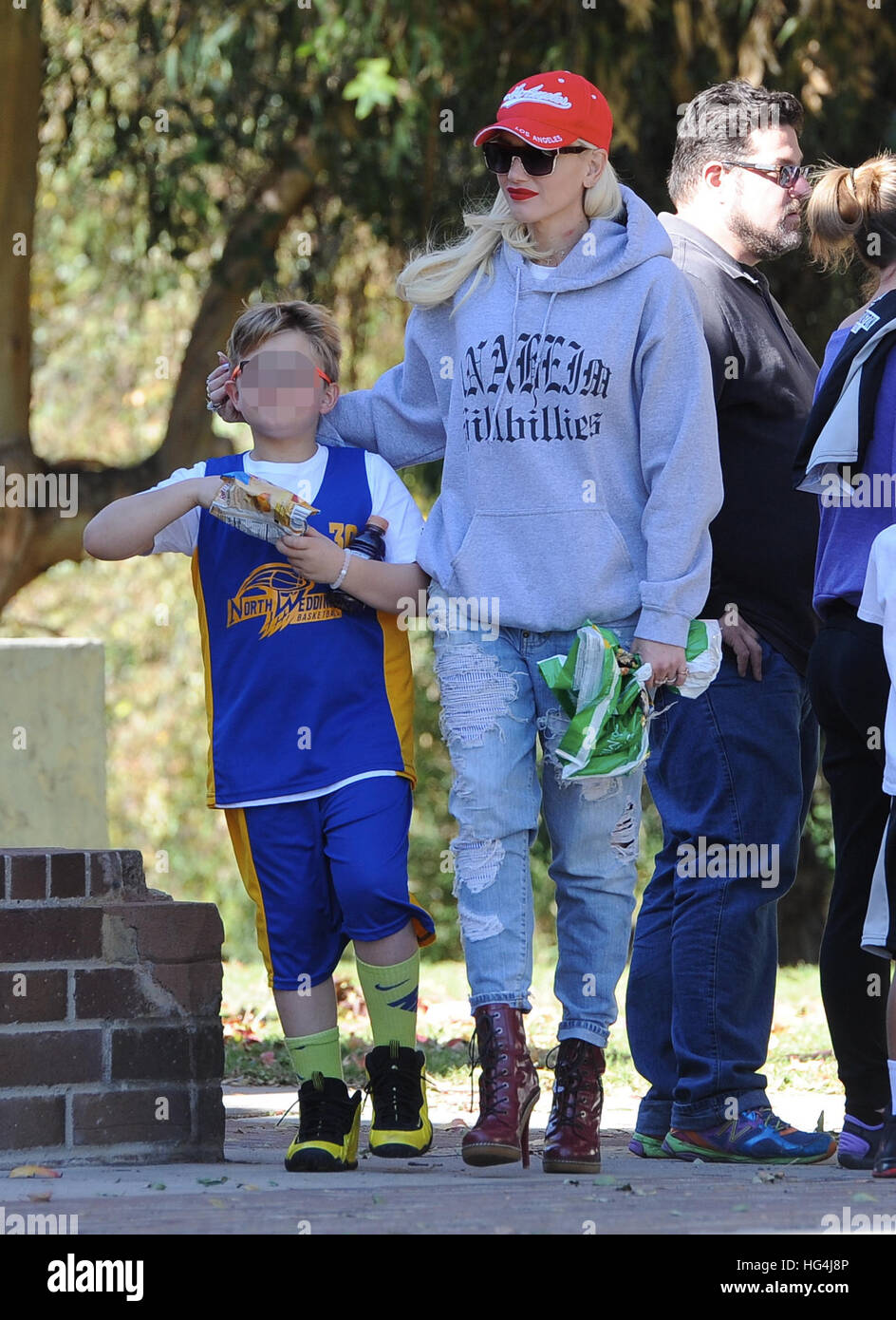Gwen Stefani enjoys the day with her boys as she attends her son zumas ...