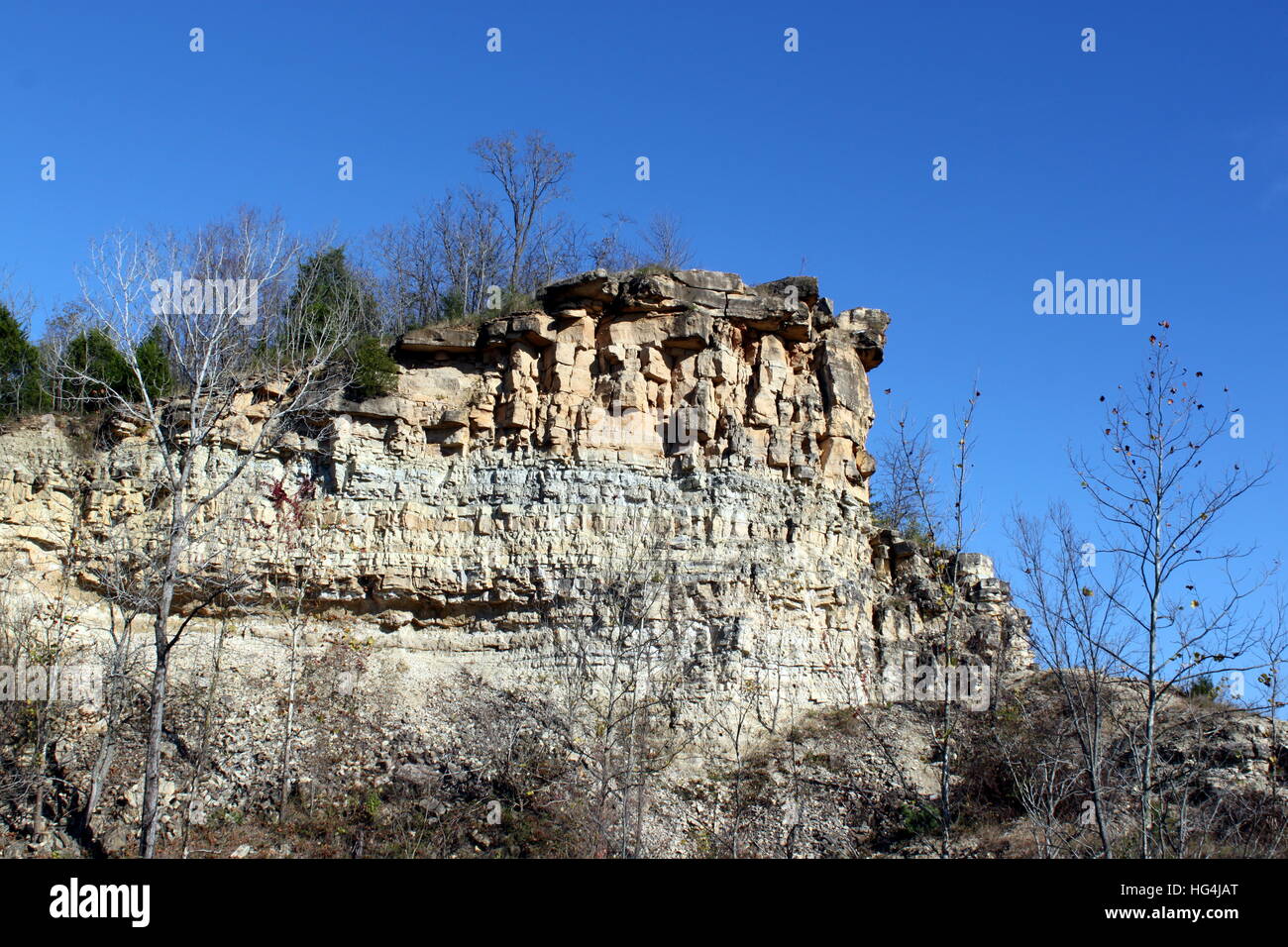 side view of a cliff Stock Photo - Alamy