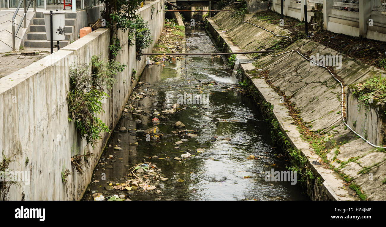 Muddy ditch hi-res stock photography and images - Alamy