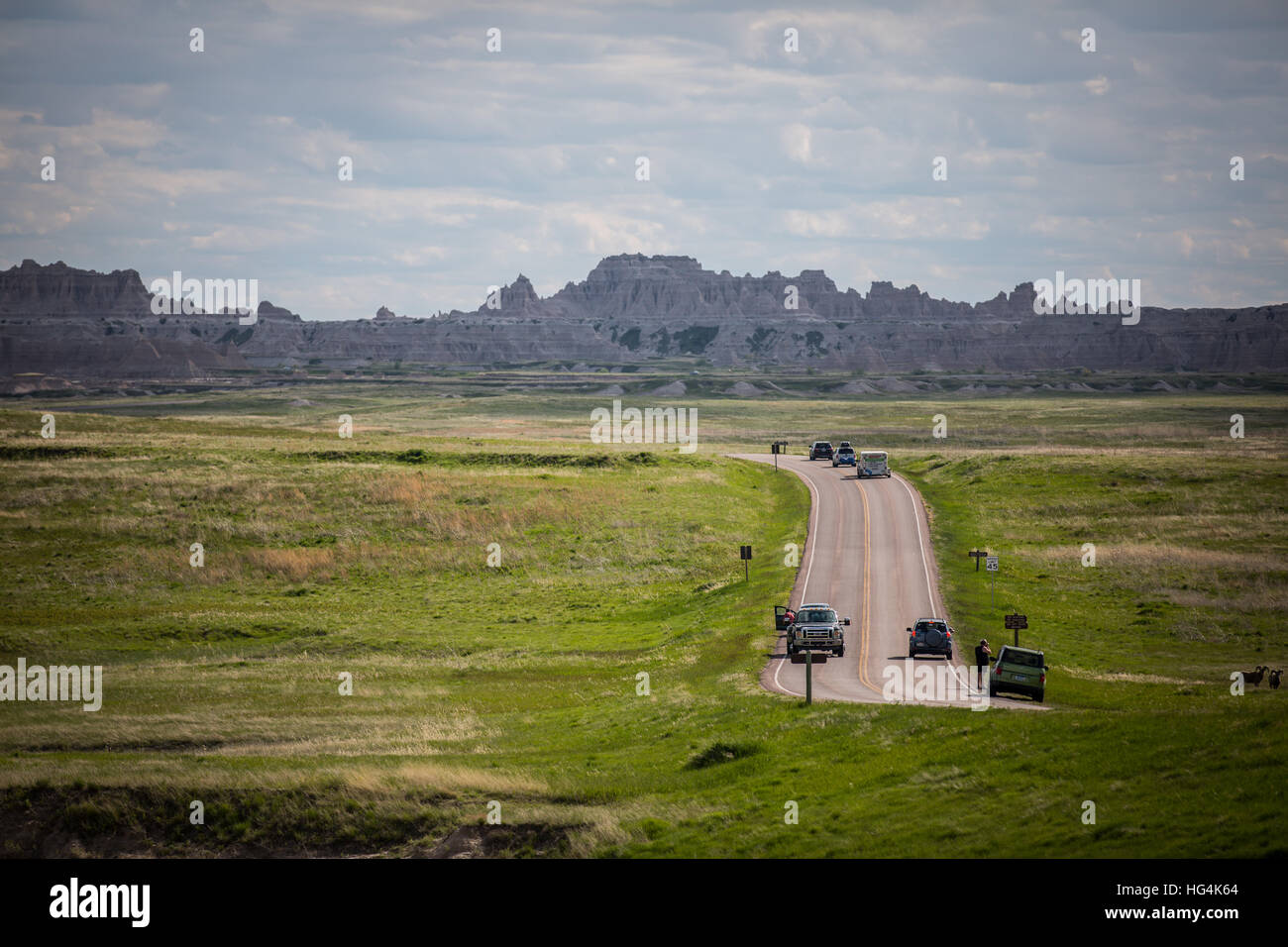 Driving through badlands national park hi-res stock photography and ...