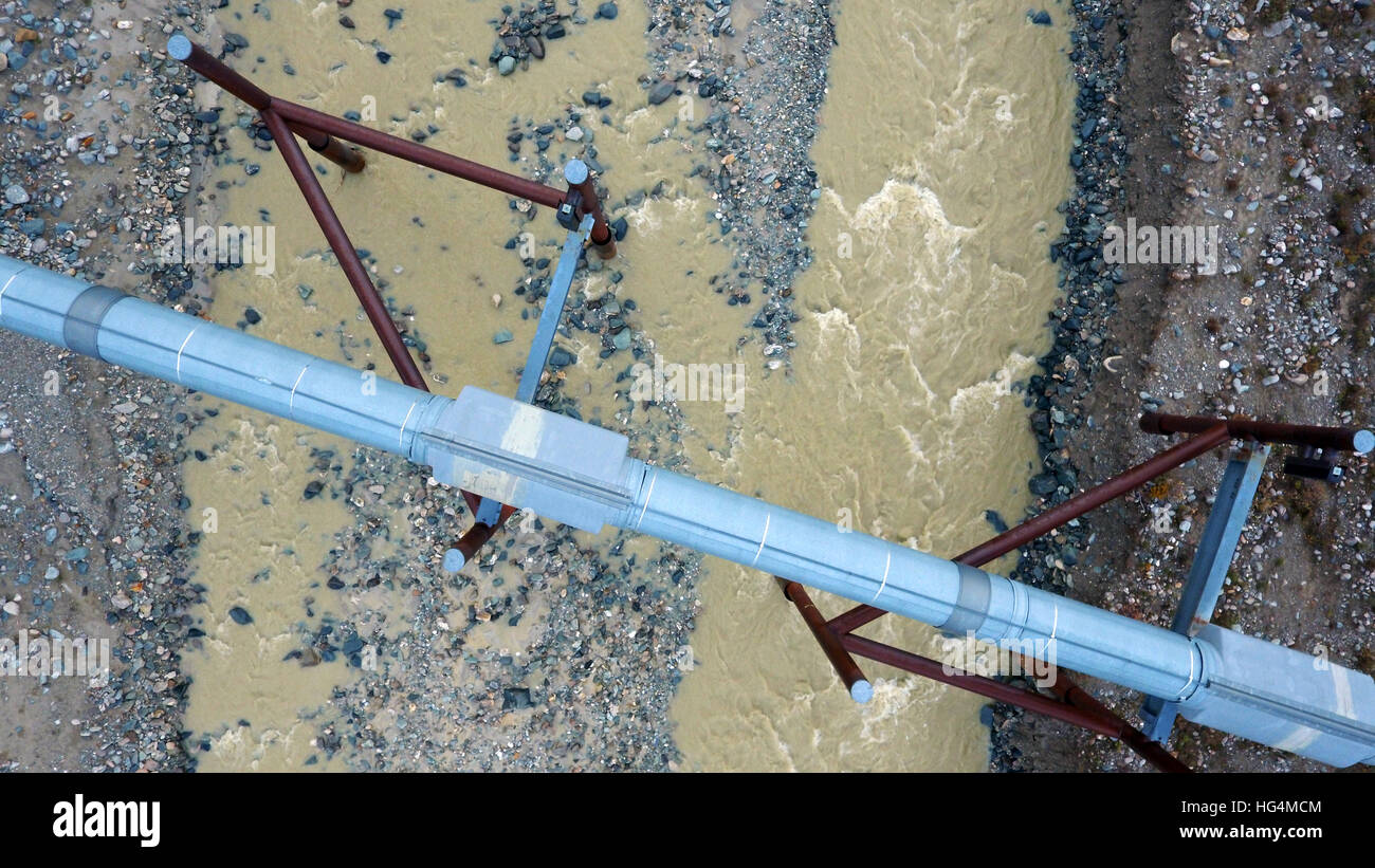 Trans alaska pipeline aerial hi-res stock photography and images - Alamy