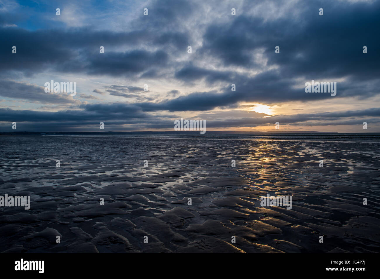 Winter beach scene hi-res stock photography and images - Alamy