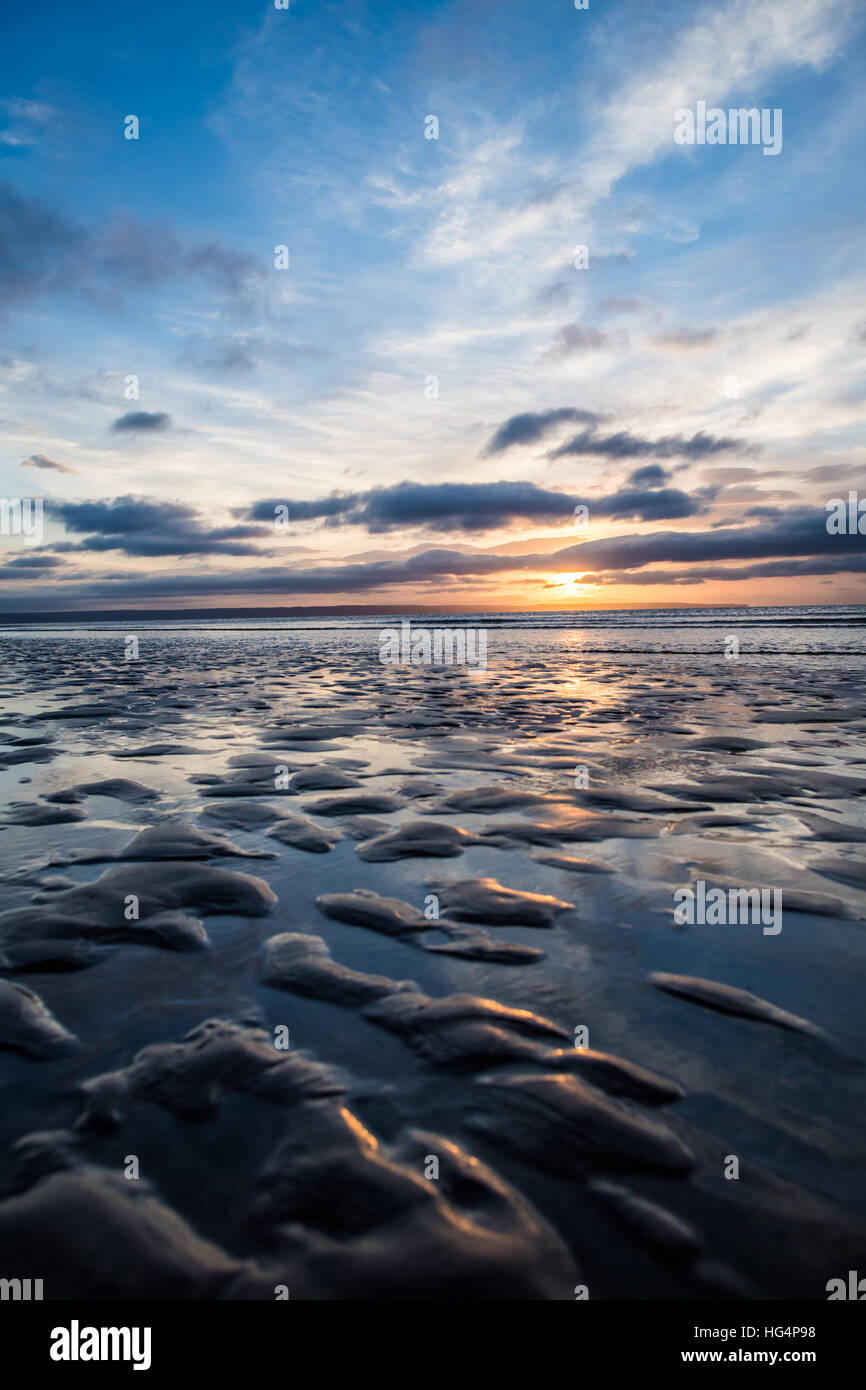 Uk beach winter hi-res stock photography and images - Alamy