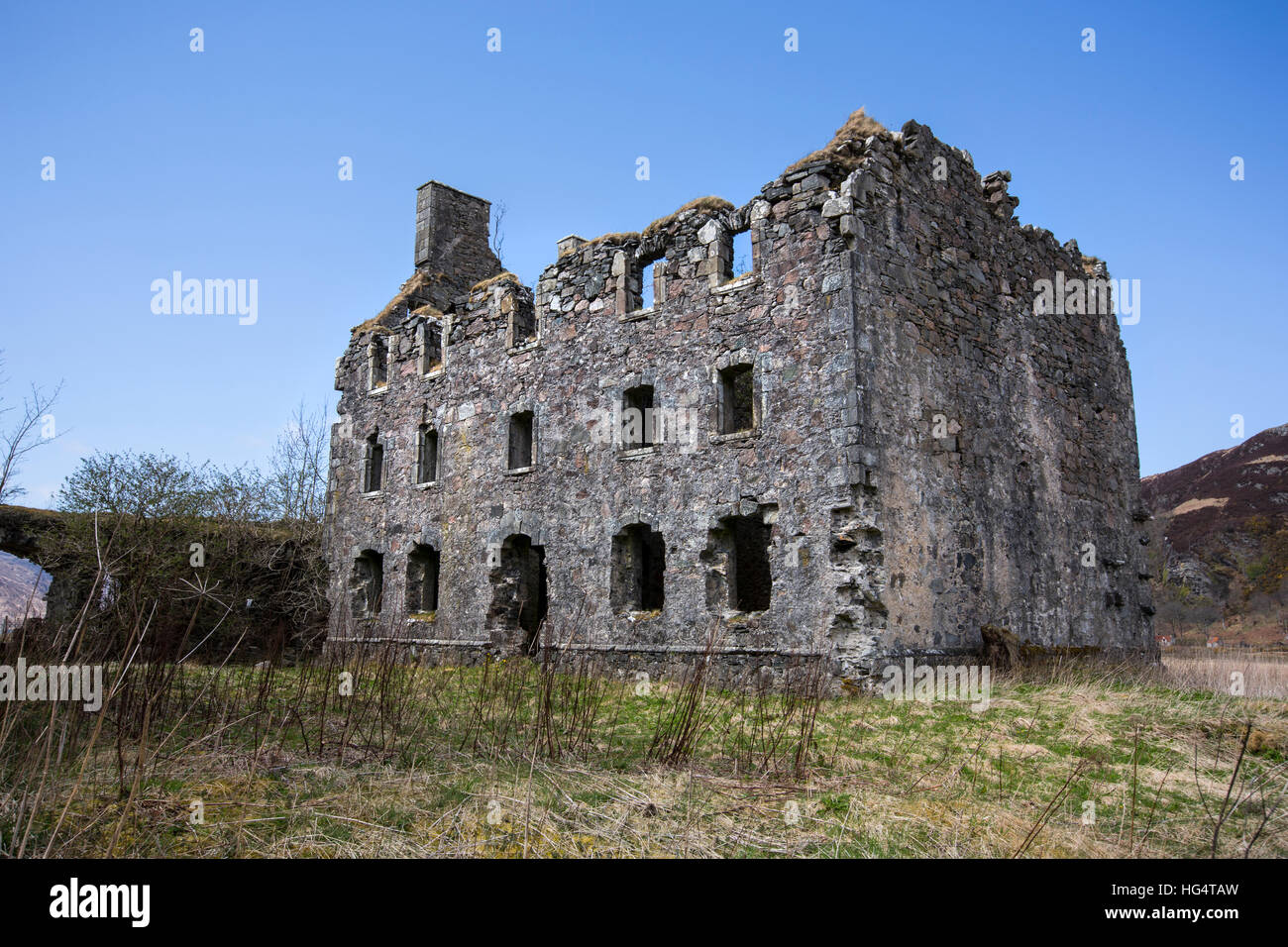 A derelict Barrack block in Scotland Stock Photo - Alamy